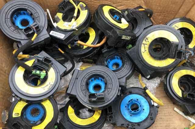 فنر ساعتی چیست؟ و چگونه کار می کند؟